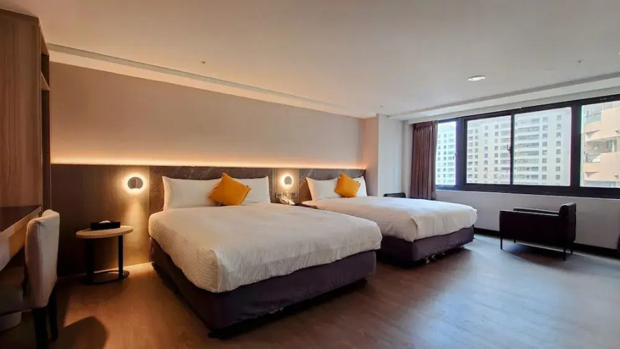 Hub Hotel Taichung Wenxin Branch - North District