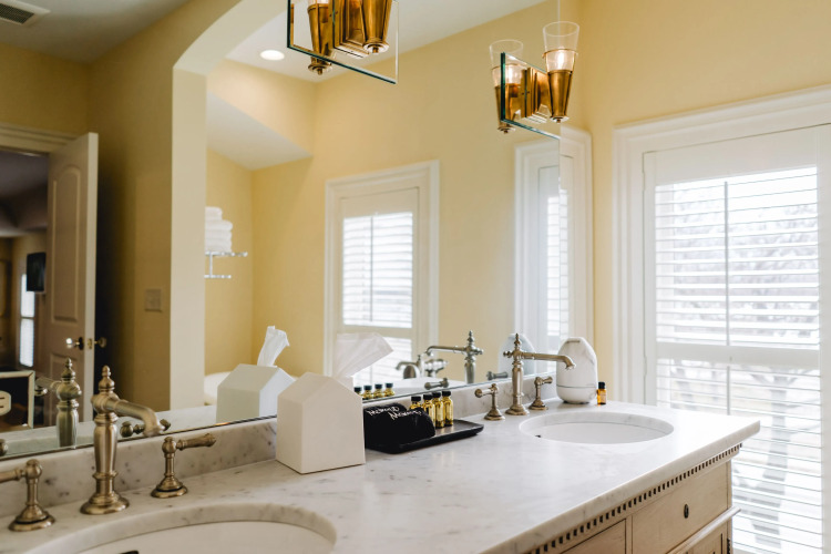 The Lilley Mansion Bed & Breakfast - Grand Haven, MI