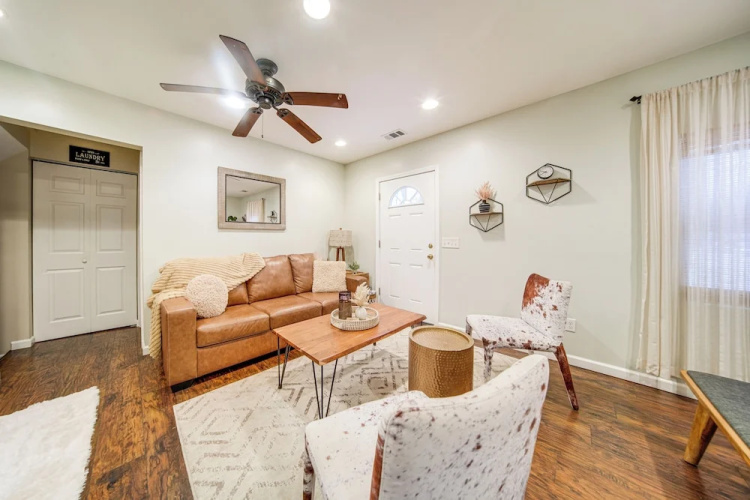 Walk To Gotl Strip! Family Cottage W/laundry - Lake Erie, PA