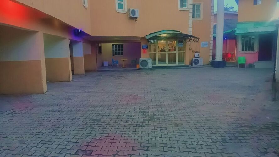 Cameo's Suites - Lagos
