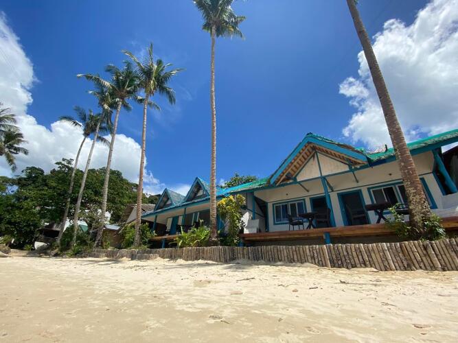 El Nido Beach Huts - El Nido