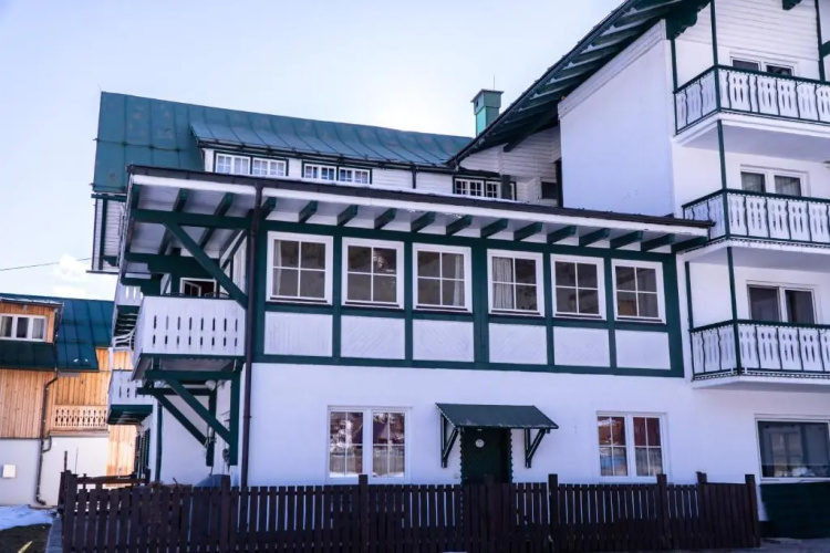 Apartmenthaus Edelweiss In Gosau - Hallstatt