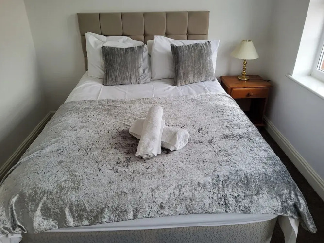 Tranquil Riverside Retreat In Norwich - Norwich
