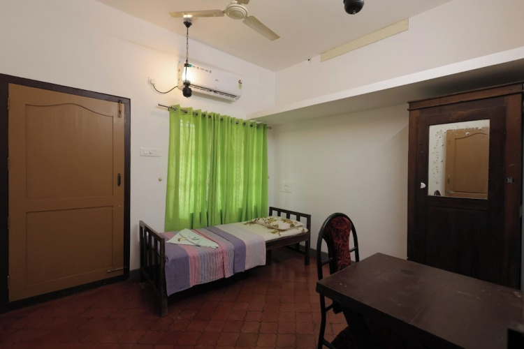 Taaraa Loca - Yoga Spiritual N Dorms - Varkala
