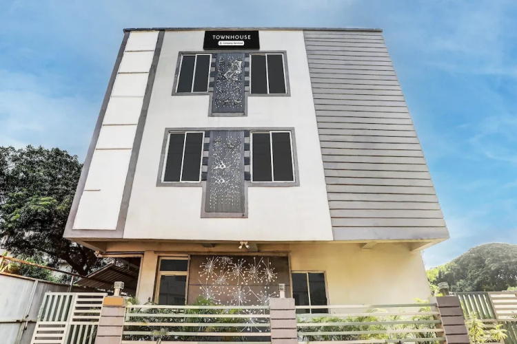 Super Townhouse Chandrasekharpur - Bhubaneshwar