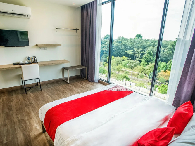 Oyo 89576 Mokka Hotel - Seri Kembangan