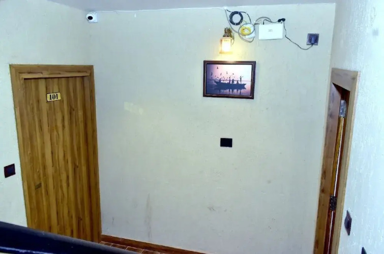 Hotel Geet Palace - Varanasi