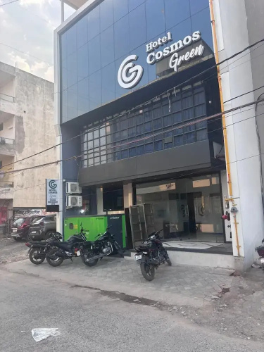 Hotel Cosmos Green - Indore
