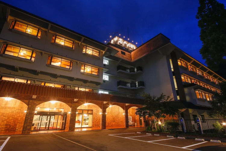 Yamanaka Spa Hanatsubaki - Kaga