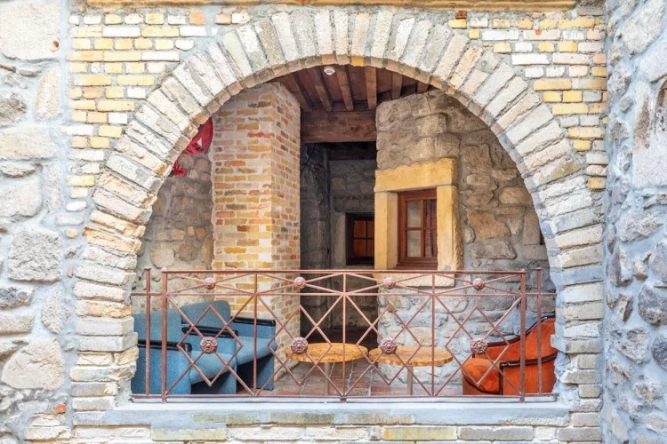 Aux Prisons De Montagny - Givors