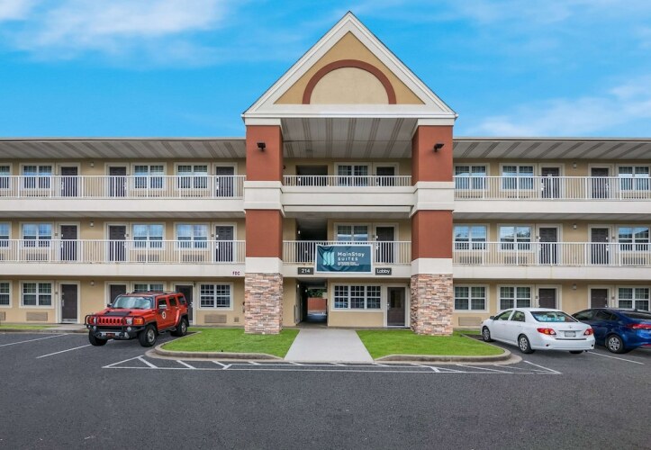 Mainstay Suites Knoxville - Cedar Bluff - Knoxville, TN