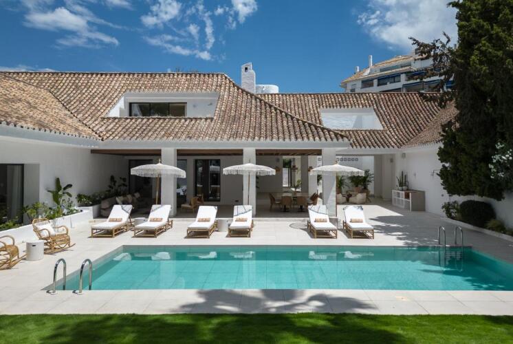 Anfitrión Villas & Suites - Costa del Sol
