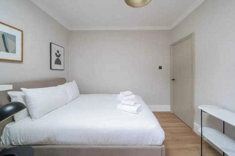Brand New Flats Next To Oxford Street - London, UK