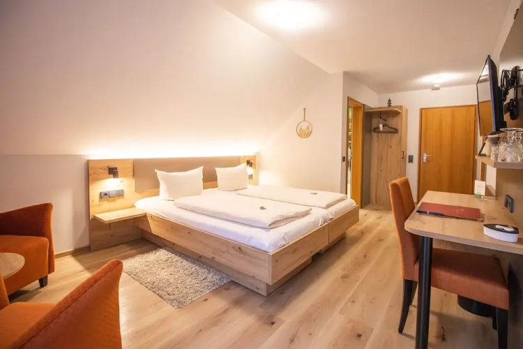 Hotel Gasthof Blume - Oppenau