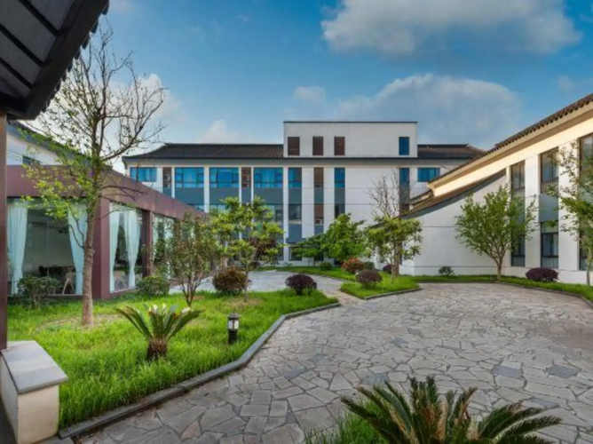 Suzhou Seclusive Tianpingshan Cultural Resort Hotel - Suzhou