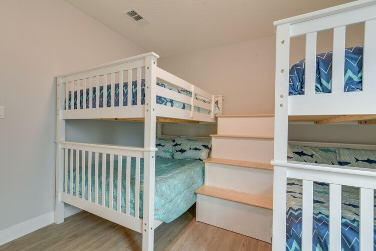 'Absolute Beach' - Luxe Crystal Beach Home W/ Deck - Crystal Beach, Texas