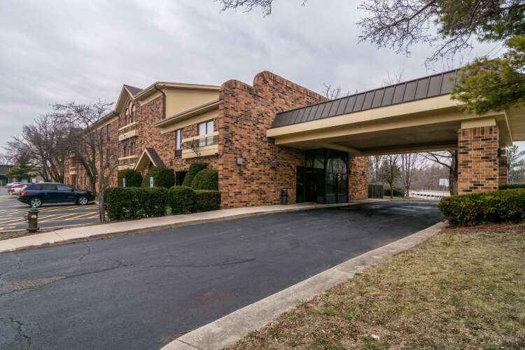 Motel 6 Libertyville, Il - Gurnee, IL