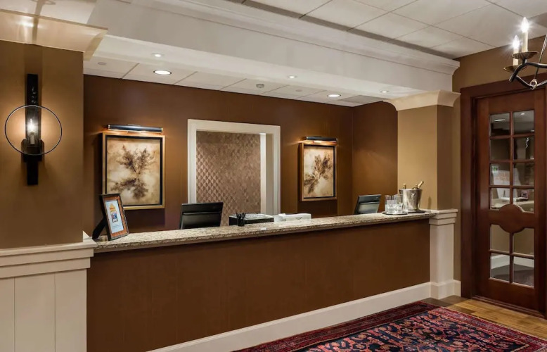 Bedford Village Inn & The Grand At Bedford Village Inn - New Hampshire (State)