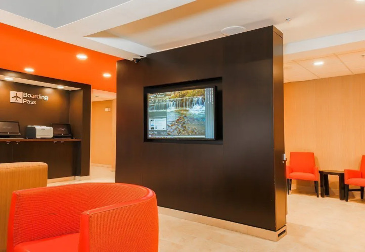 Courtyard Topeka - Topeka, KS