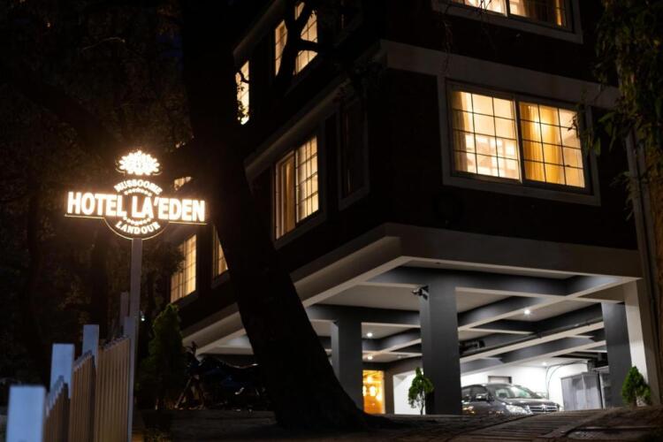 Hotel La Eden Mussoorie - ムスーリー