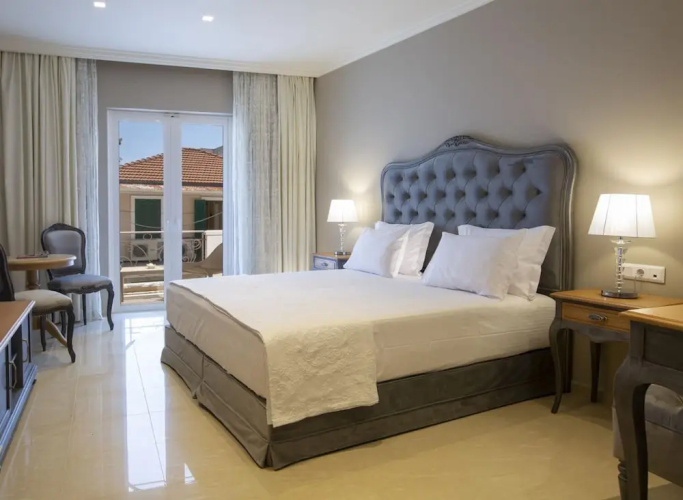 Vk Luxury Suites - Private Parking - Adults Only - Лефкас
