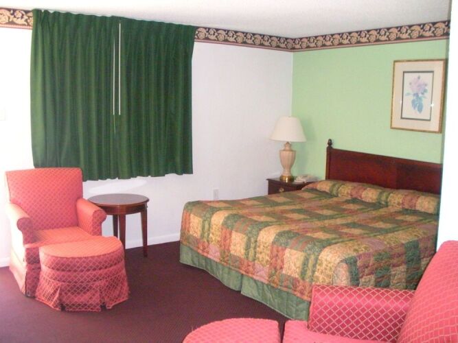 Budget Inn - Williamsburg, VA