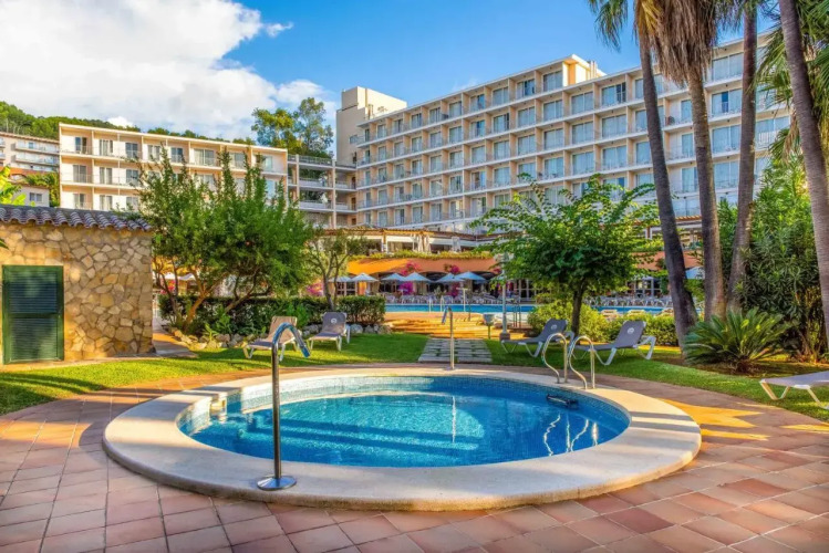 Valentin Grand Park Suite Hotel - Cala Fornells