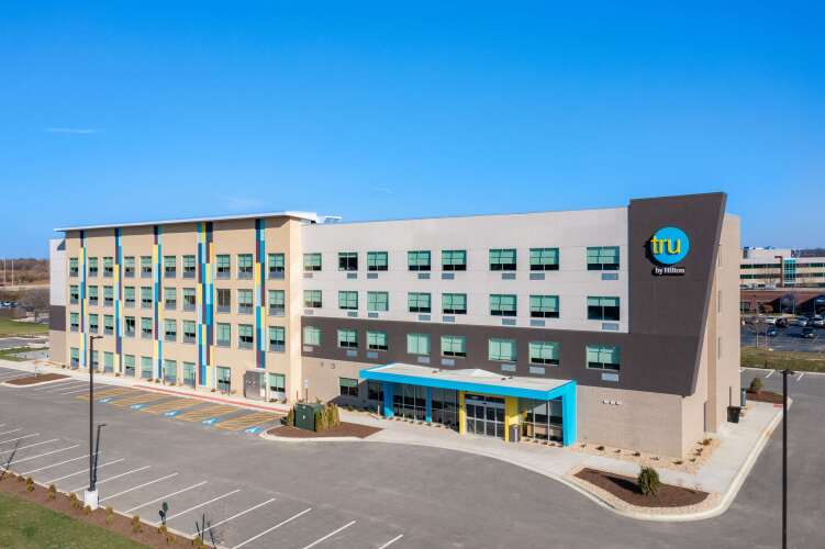 Tru By Hilton Naperville Chicago - Naperville, IL