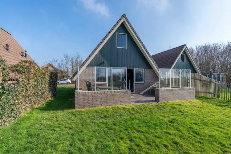 Tastefully And Modernly Furnished Holiday Home For 6 Persons - De Koog