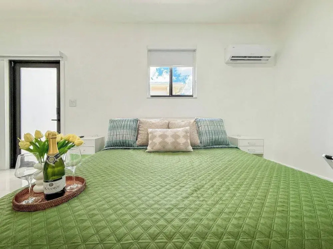 Luxury Suite Studio With Kitchen Spa Shower - Plantation, FL