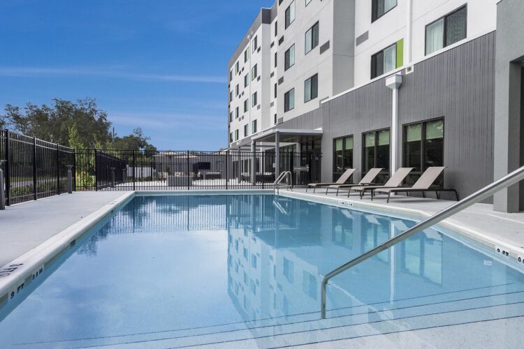 Courtyard By Marriott Tampa Northwest/veterans Expressway - Odessa, FL