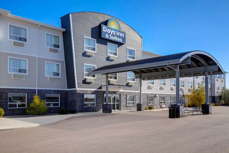 Days Inn & Suites By Wyndham Warman - 薩斯喀徹溫