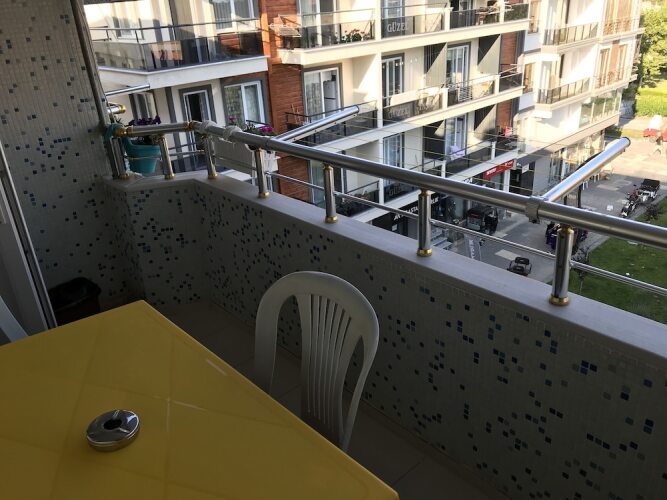 Joey Motel - Avşa