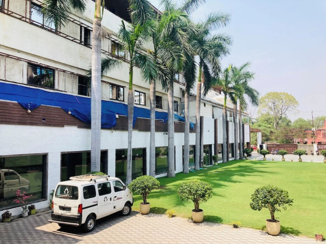 Hotel Silver Oak - Bilaspur