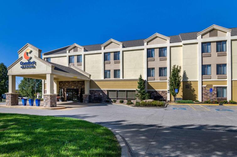 Comfort Inn & Suites Kansas City - Northeast - Independence, MO
