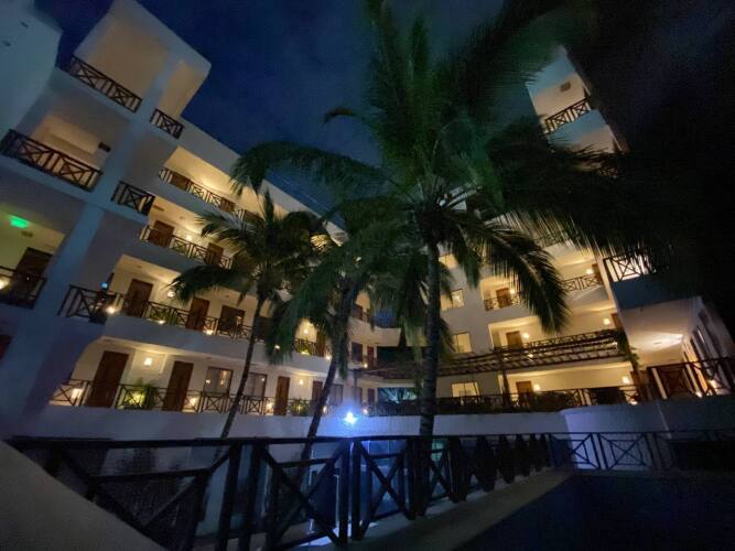 Hotel Karaya Dive Resort -