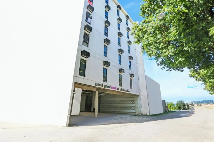 Spot On Hostel ,Taguig Manila Formerly Mytown Hongkong - Makati