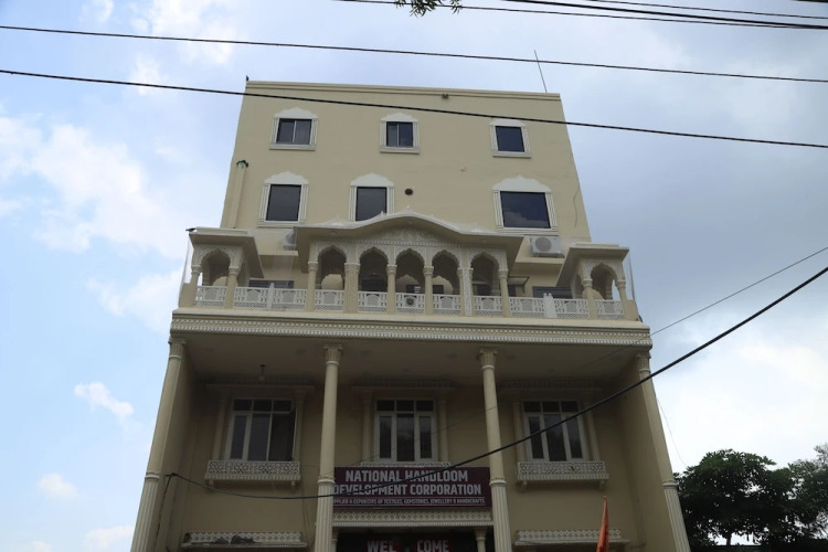 Jaipur Qila-boutique Hotel And Roof Cafe - Jaipur