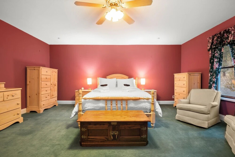 Luxary Castle & Spa Near Skiing Resort - Wrightwood, CA