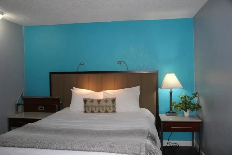 Naval Suites By Fairbridge - 布雷默頓