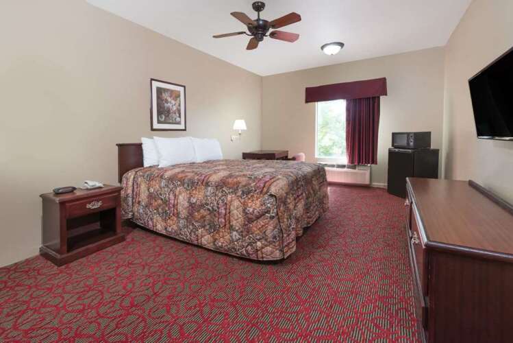 Days Inn St Peters/st Charles - O'Fallon, MO