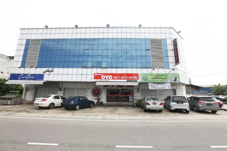 Hotel O Kb Near Siti Khadijah Market Formerly Kb 7 Days - Tumpat