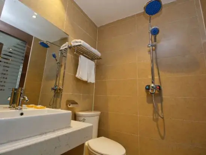 Xining Beiyuan Junhe Hotel (Wuyue Plaza University For Nationalities New Campus) - Xining