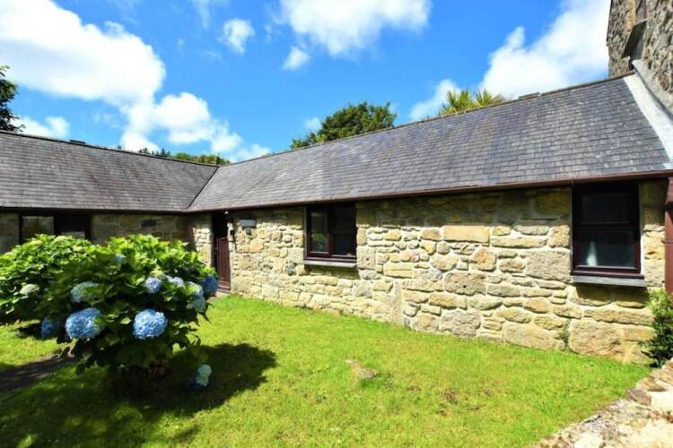 The Long Barn For Families, Walker, Pets & Workers - Penzance