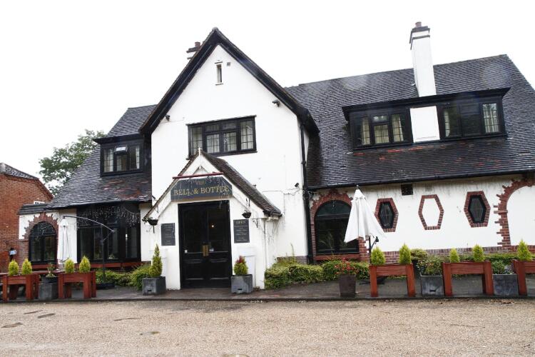 The Bell And Bottle - Buckinghamshire