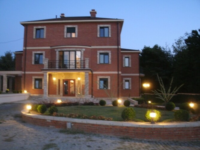 Belgrade Hills Villa And Suites - Belgrade