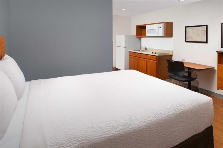 Woodspring Suites Chicago Darien - Orland Park, IL