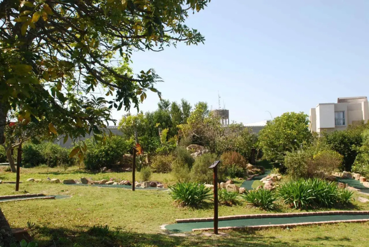 Castle Holiday - 6 Sleeper - Pool Bbq & Fibre - Plettenberg Bay