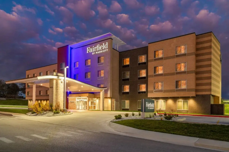 Fairfield By Marriott Inn & Suites Kansas City At The Legends - Kansas City, KS