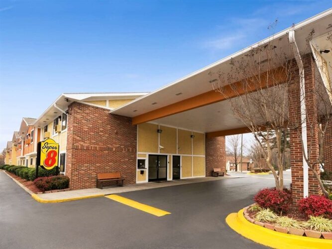 Super 8 Charlotte University - Concord, NC